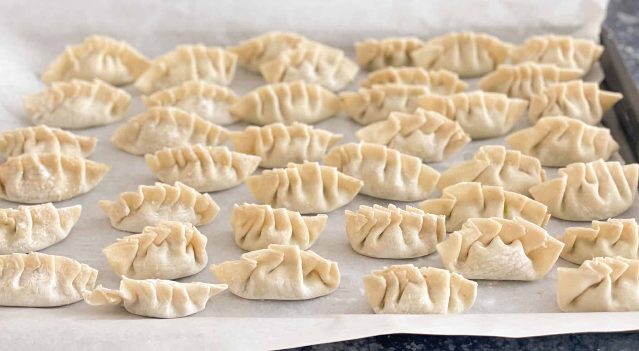 L'ABC du dumpling: recette au porc et crevettes et technique - Urbaine City