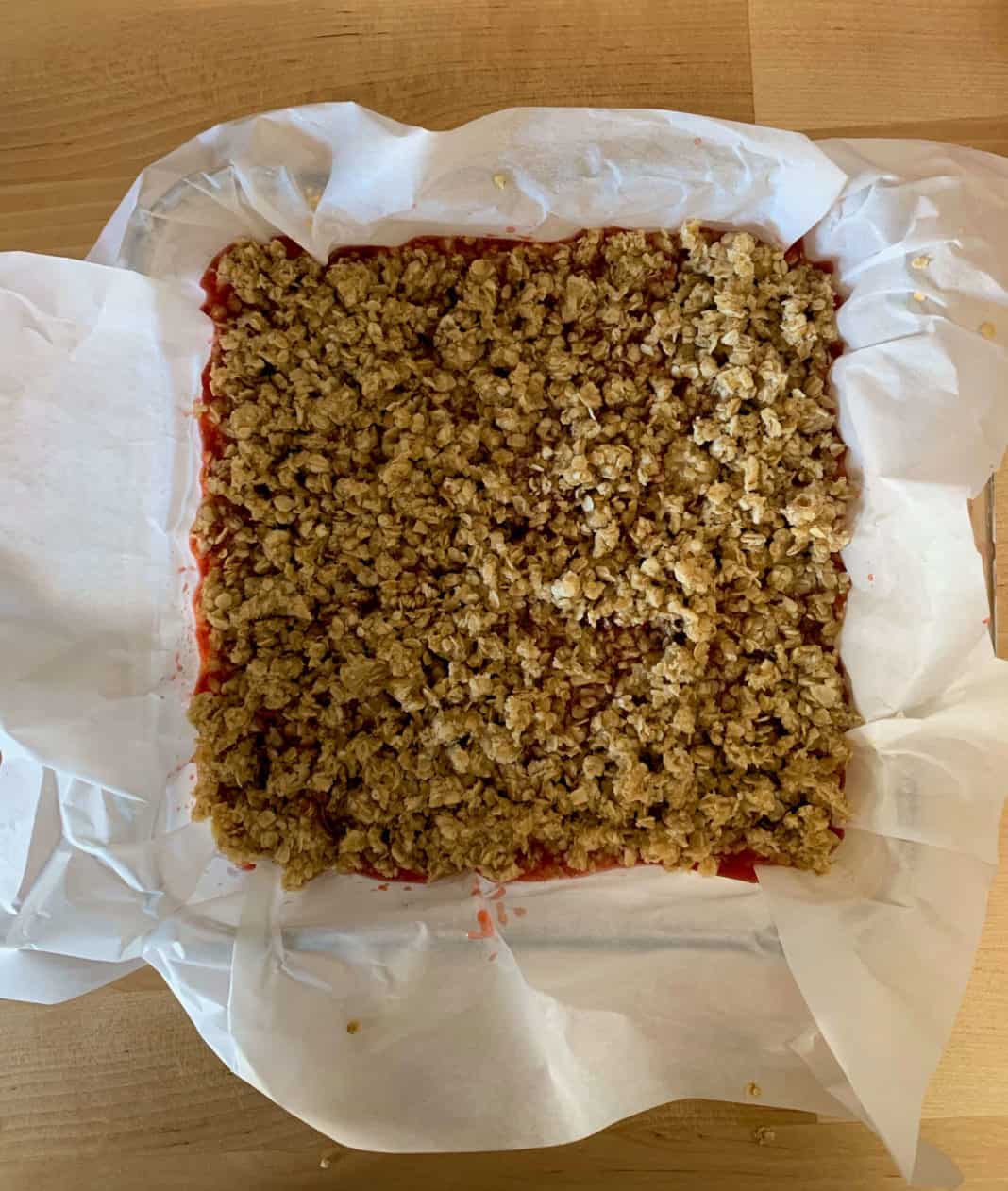 Strawberry squares recipe with a cinnamon and almond twist - Urbaine City