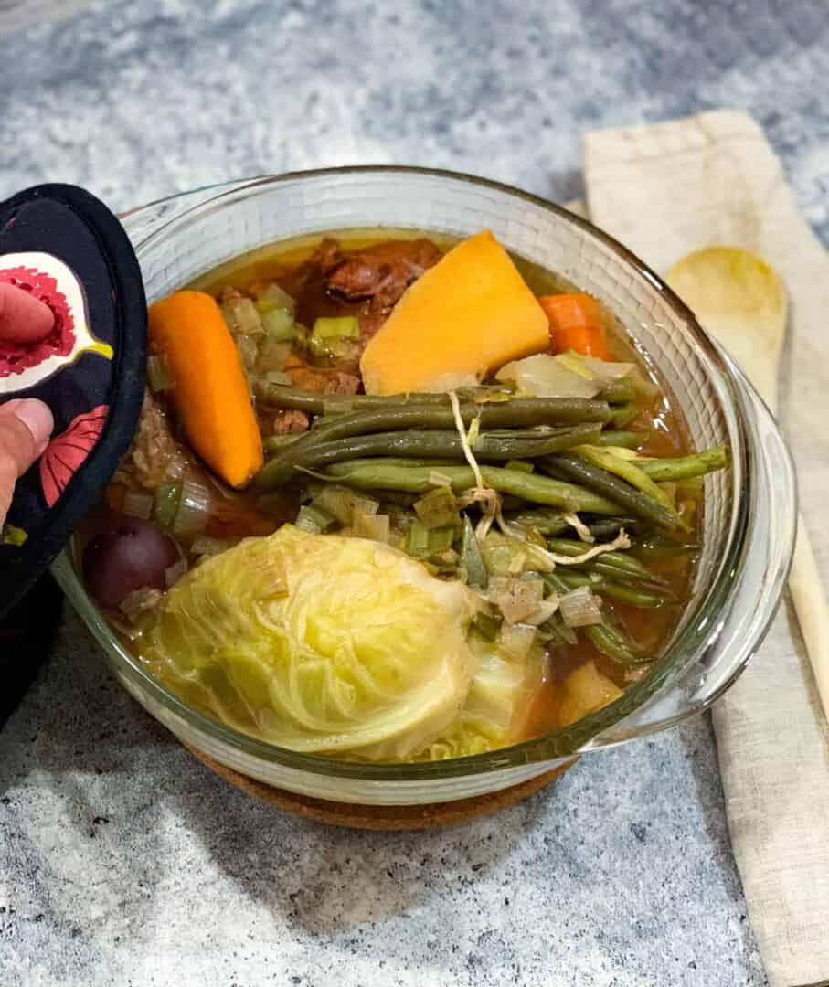 Classic pot-au-feu recipe (Quebec's boiled beef & vegetable stew ...