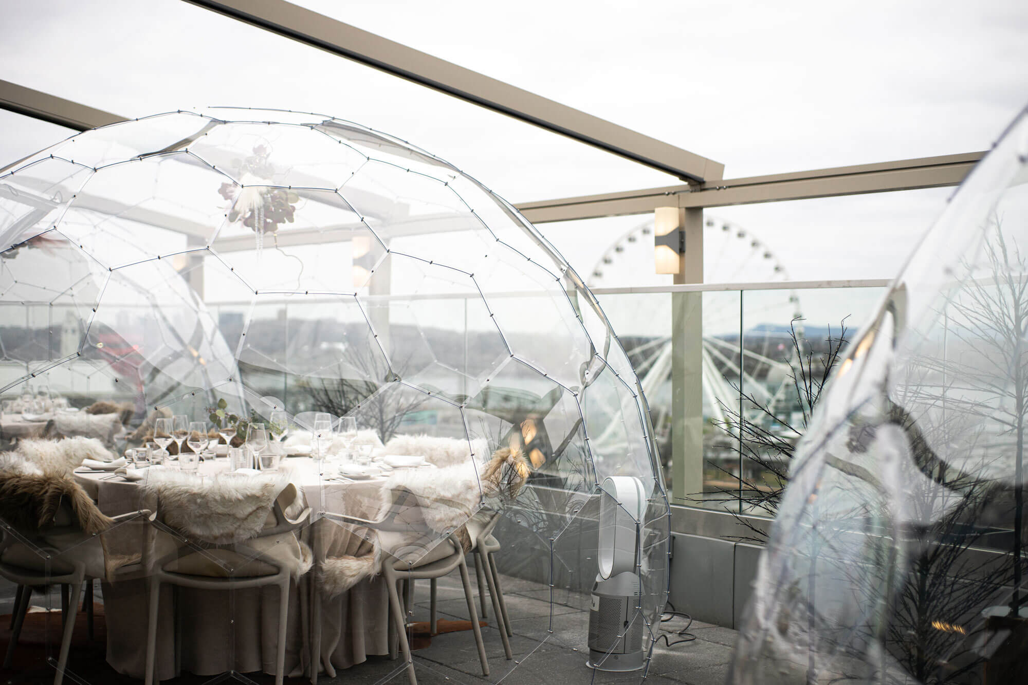 La Terrasse d'hiver de l'hôtel William Gray et ses dômes chauffés ...