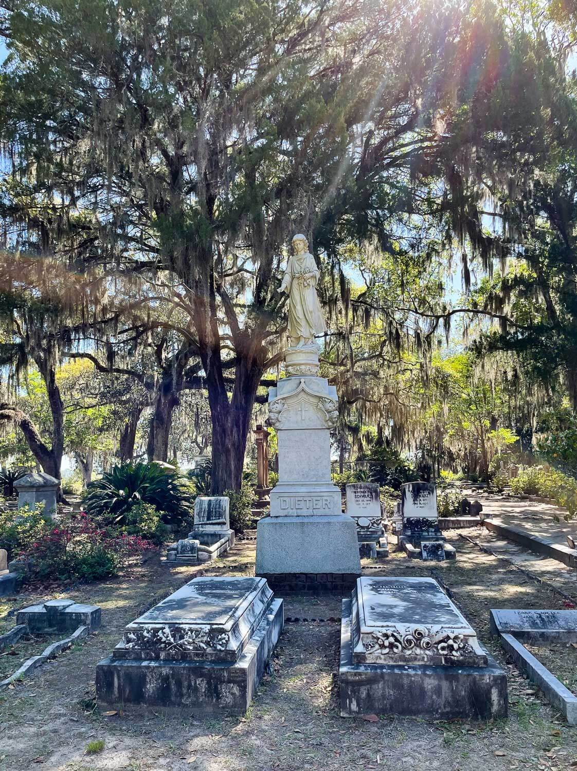 Plan your visit to Bonaventure Cemetery, Savannah - Urbaine City